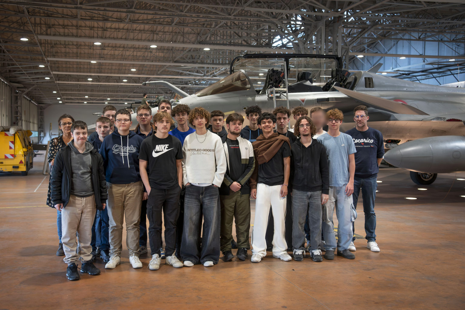 La classe cyberdéfense à Mont-de-Marsan - LYCÉE LOUISE MICHEL LYCÉE ...